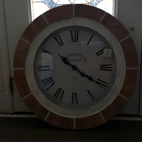 Kensington Clock